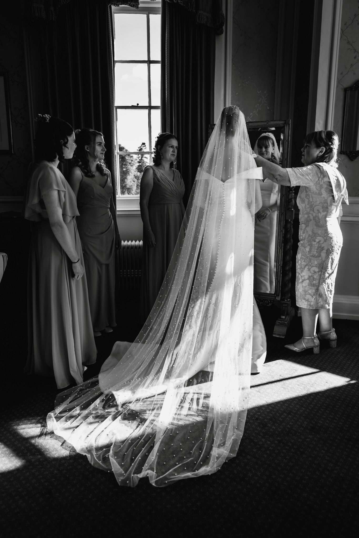 DOCUMENTARY WEDDING PHOTOGRAPHER LONDON// Artistic and authentic ...